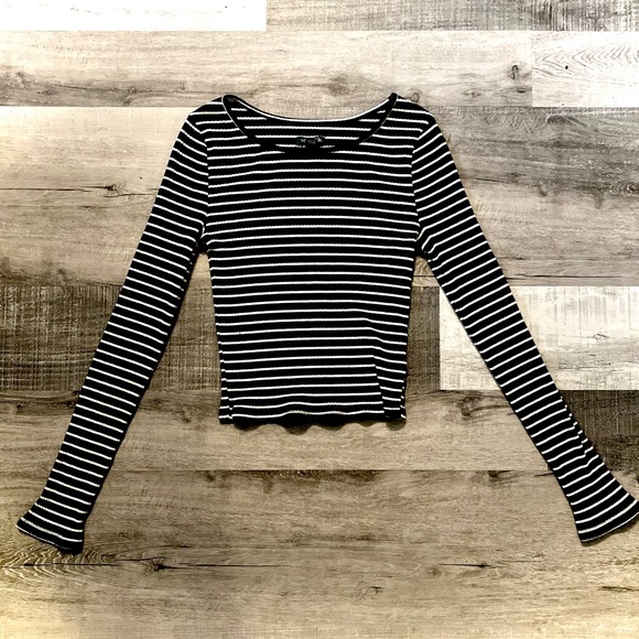 wild fable | Tops | Wild Fable Long Sleeve Crop Tops Smallxs | Poshmark